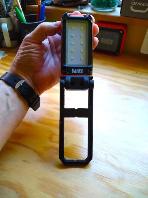 Klein Personal Worklight Review - Ingenious | AsktheBuilder.com